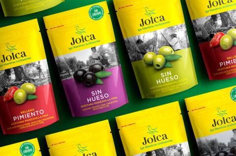 Delamata redesigns the packaging of the range of Jolca olives ...